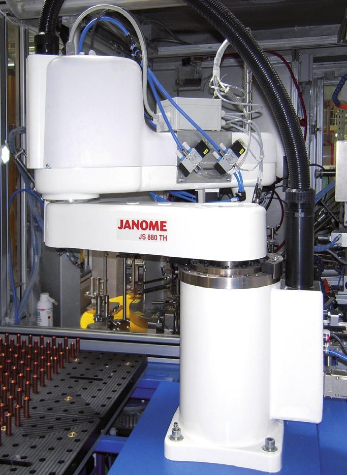 Roboty JANOME pro elektrotechniku