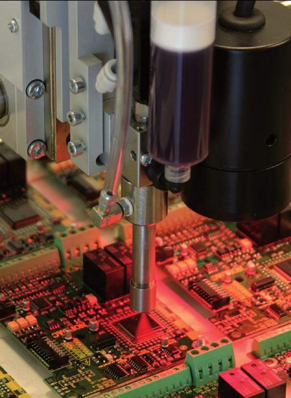 DIMA GROUP – SMT technologie a selektivní lakování desky